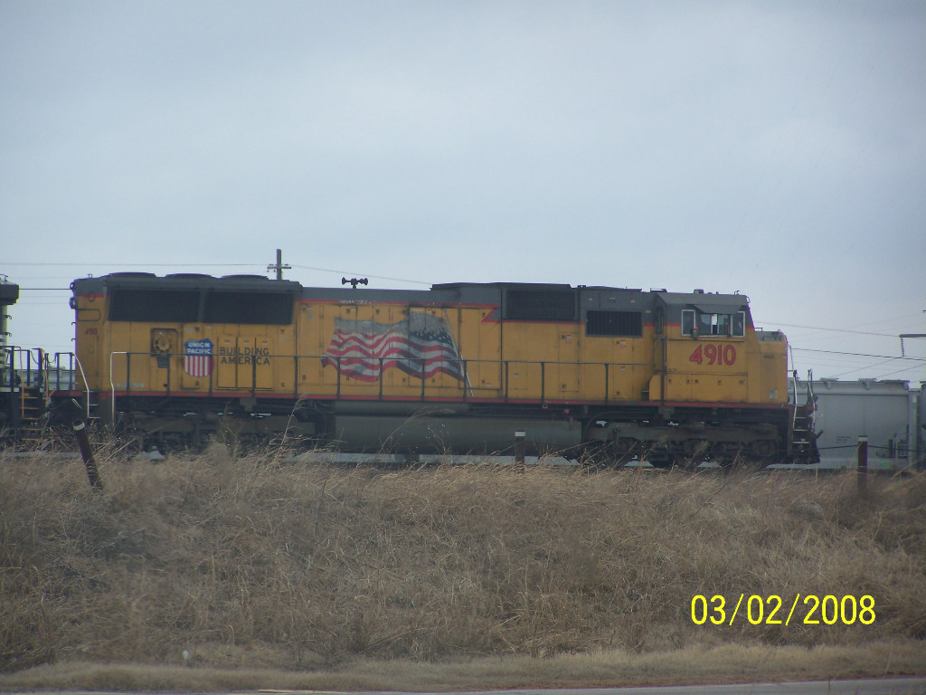 UP SD70M 4910